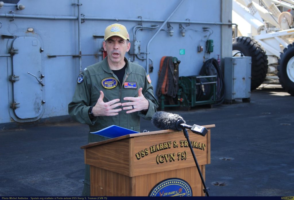 Visite du CVN-75 USS TRUMAN - Le site des passionnés d'Aviation