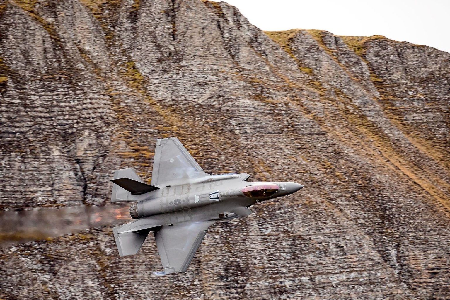 AXALP 2022 ou l’armée de l’air suisse façon Top Gun - Le site des ...