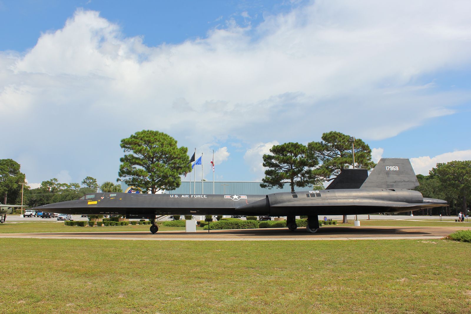 LES OISEAUX NOIRS : LES LOCKHEED A-12, YF-12 et SR-71 - Le site des passionnés d'Aviation