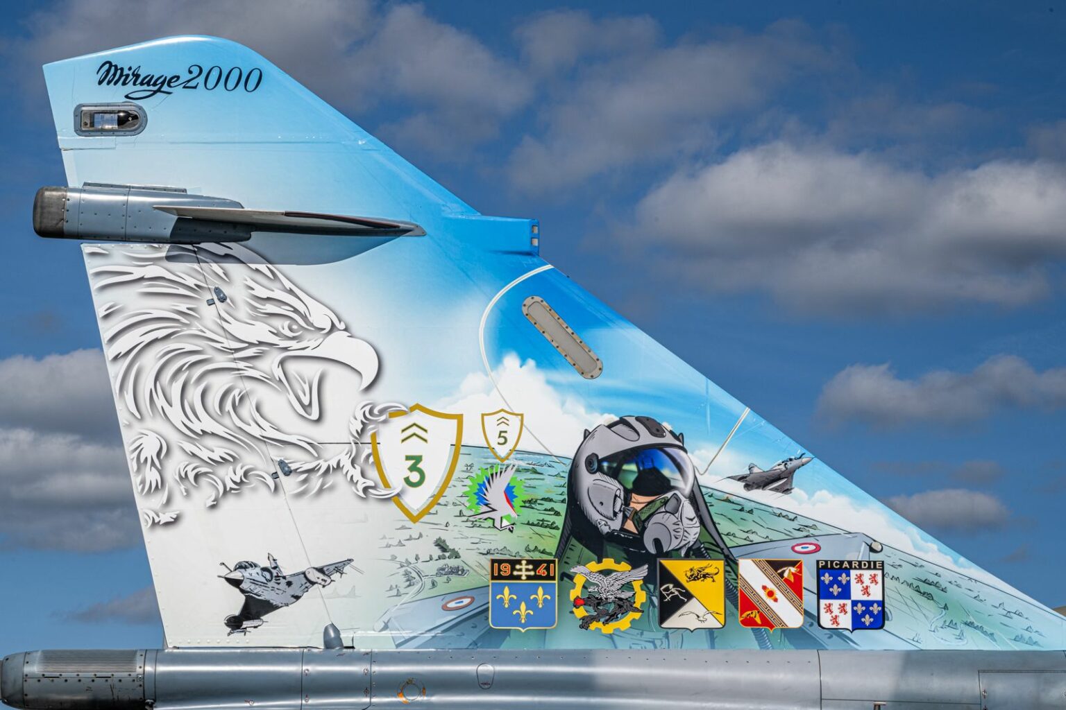 Quarante ans du Mirage 2000 : l’icône qui défie le temps - Le site des ...